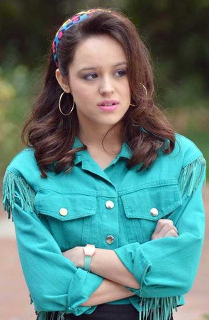 Erica Goldberg The Goldbergs Hayley Orrantia Denim Jacket