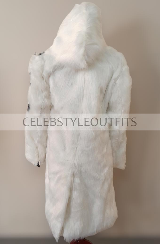 Nicki Minaj Rapper Premiere White And Black Fur Coat