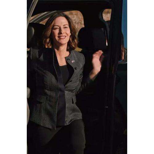 Yellowstone Governor Lynelle Perry Wendy Moniz Black Wool Coat